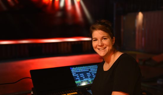Carmen Bender. Fiat lux! - Le Courrier